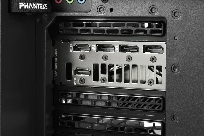Komputronik Ultimate R790 [E36] Ryzen 7 9800X3D | RTX 5070 Ti | 96GB ...