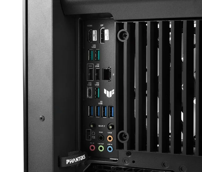 Komputronik Ultimate R790 [E36] Ryzen 7 9800X3D | RTX 5070 Ti | 96GB ...